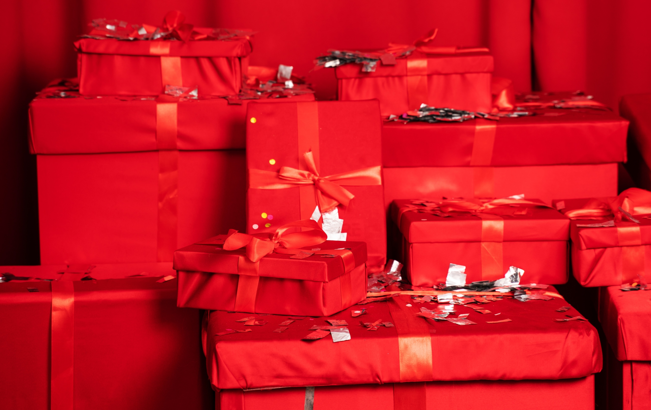 Top 5 Holiday Tech Gadgets for 2025 - Bastionpoint Technology